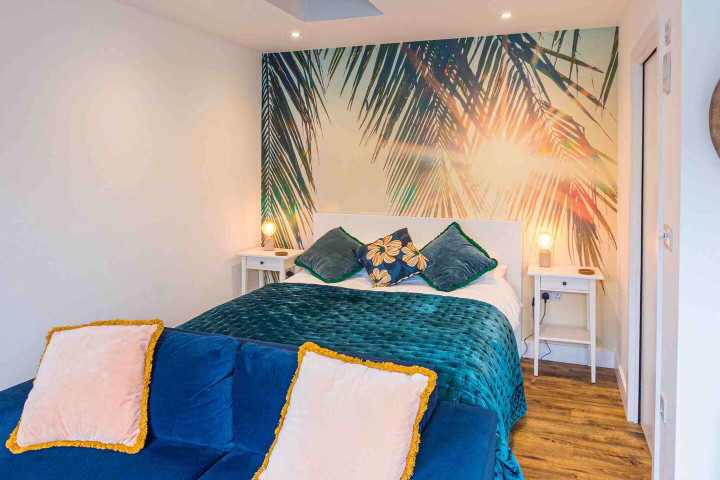 Palm Lodge - Chalet 500m From Fistral. - Crantock