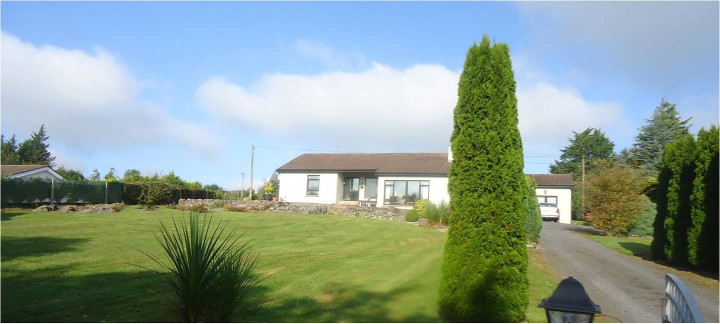 Family Retreat With Panoramic Lake View And Large Front And Back Gardens - Shannon