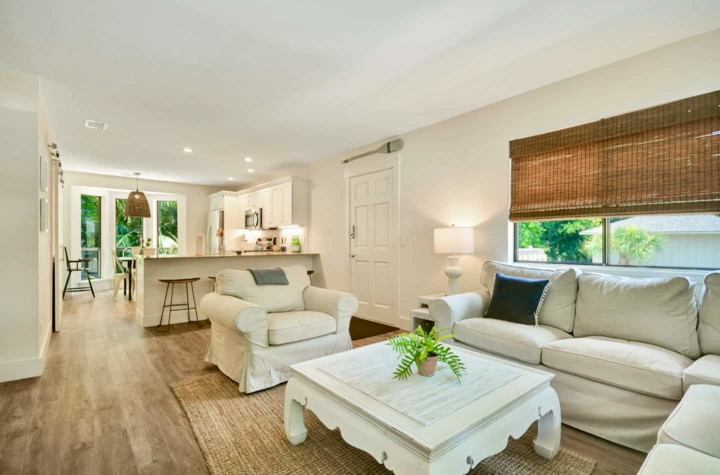 Close To Beach Bar&grill! Sleeps 6, 2 Bed 2 Bath! - Hilton Head Island, SC