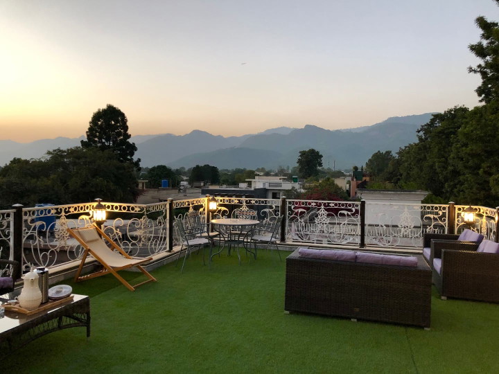 Rooftop Studio F-6, Secure With Private Access - Pakistán