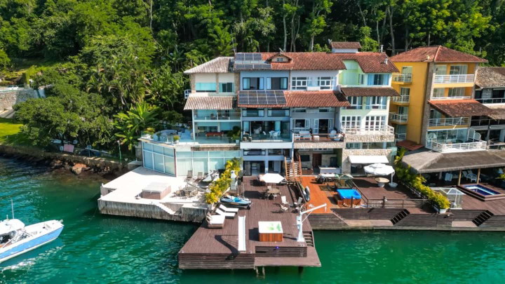Conhece Uma Casa De Costeira? - Ilha Grande