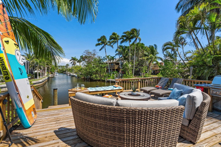 Boaters Bayshore Bungalow Suite W/hot Tub On Canal - Naples, FL