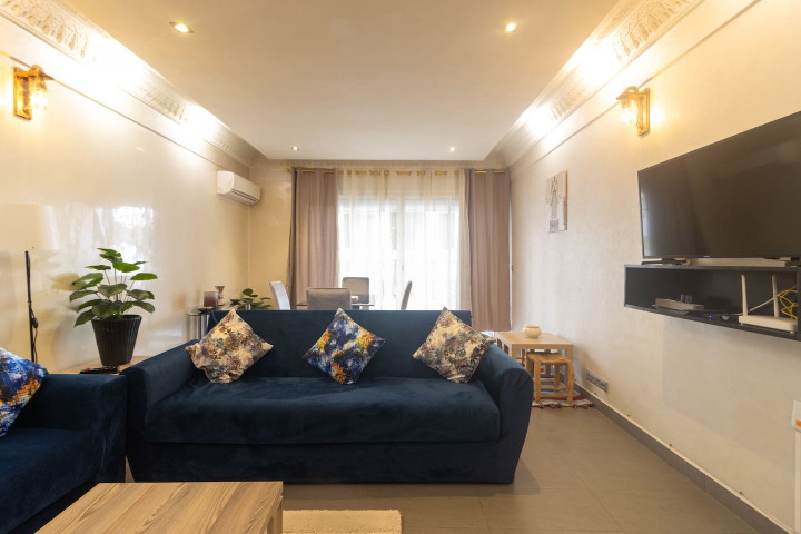 Hm05 I Spacieux 2 Chambres En Plein Centre-ville - Casablanca