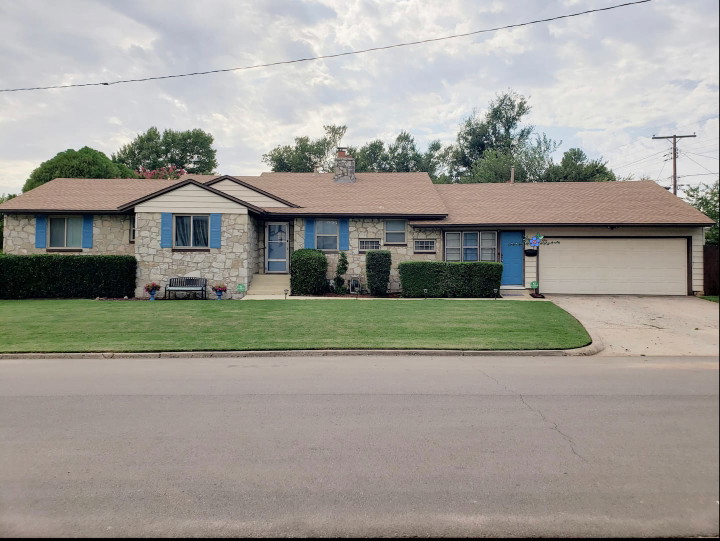 Point Of Blue/ Hottub- Pool Table - Oklahoma City