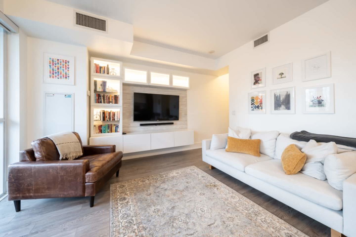 Luxury Downtown Condo For 4 (Cn Tower Views) - Toronto