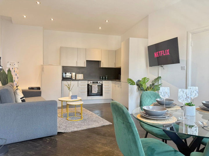 Cosy 1bdr Shoreditch Flat | Old St, Hoxton + Wi-fi - City of London