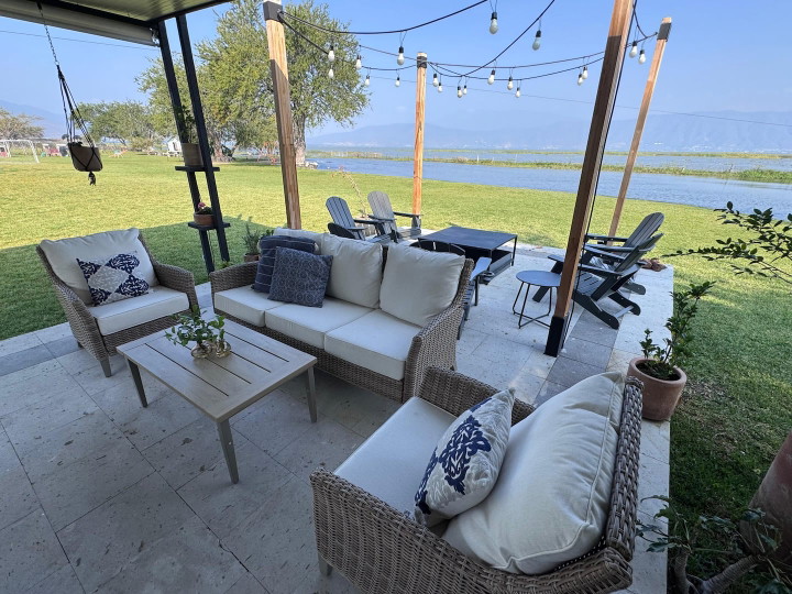 Lakeside Villa, Pool, Terrace And Ac - México