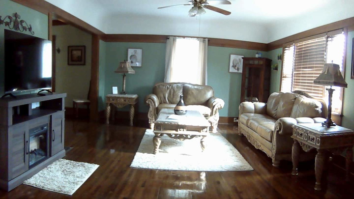 Spacious, Clean & Comfy. What U See, U Will Get - Rockford, IL