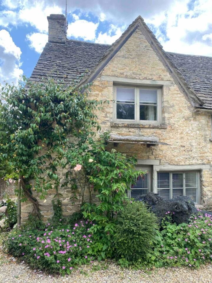 Green Hideaway | Bibury | Walk To Arlington Row - Bibury