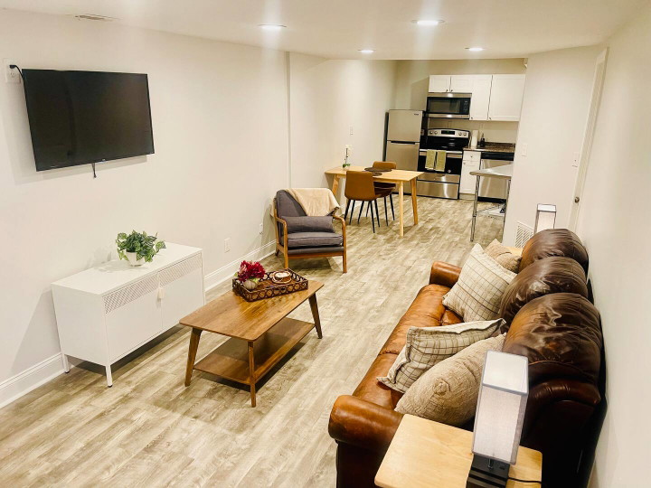 Private 1br | Near Hospitals & Downtown - Winston-Salem, NC