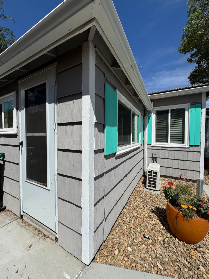 The Turquoise Nook: Private Entrances & Full Bath - Reno, NV