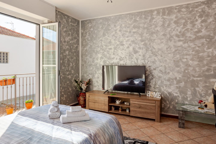A Home Away From Home By Alex - Busto Arsizio