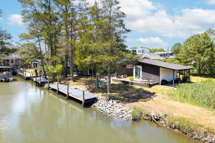 Waterfront Escape, Everything You Need, Unit B - Delaware