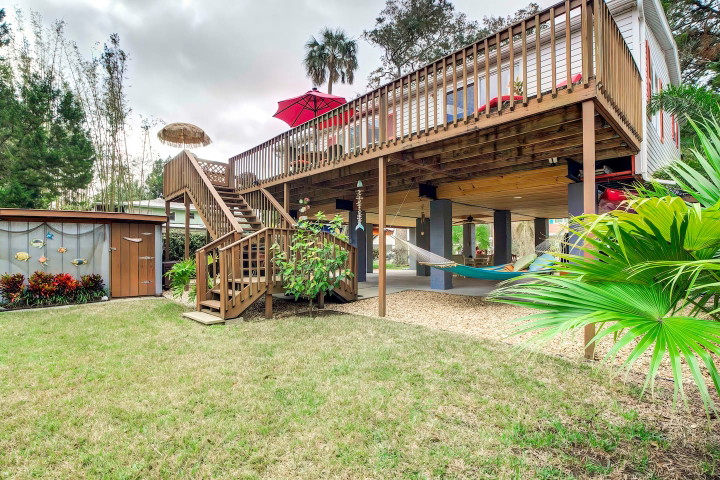 Weeki Wachee River Retreat - Pine Island, FL