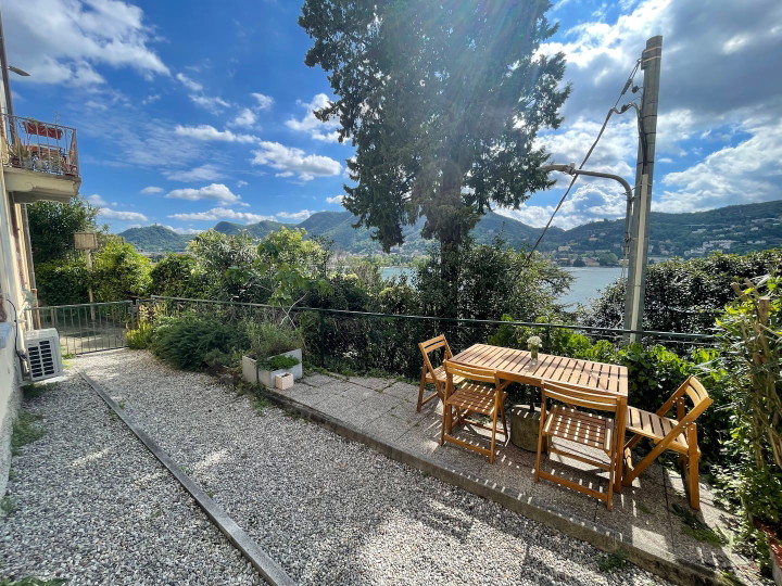 Lake View With Garden - Como