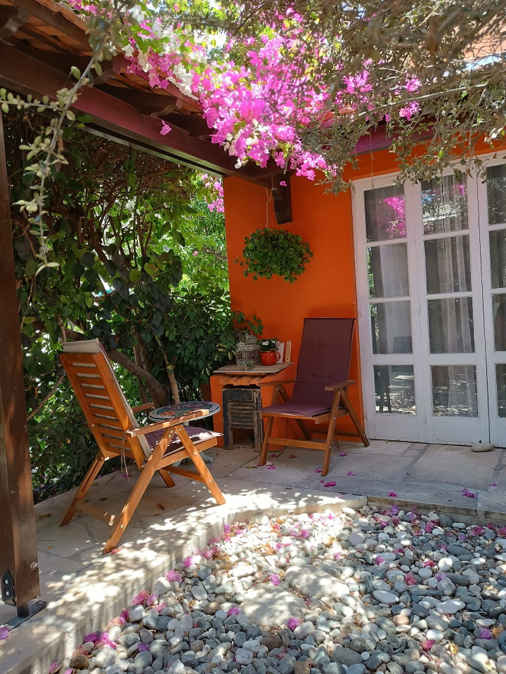 Garden Gate Peaceful Guest House Near The Beach - Cyprus