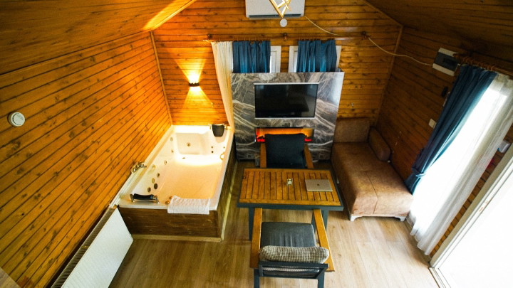 4 Kişilik Jakuzili Bungalov - Ayaş