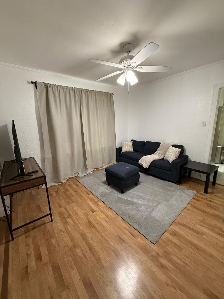 Relocate To The Loop  Quiet 2br Near Washu 1n - Kirkwood, MO