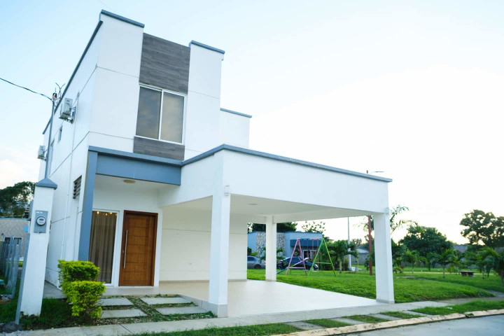 Casa Giselle 2: Gated Complex - Honduras