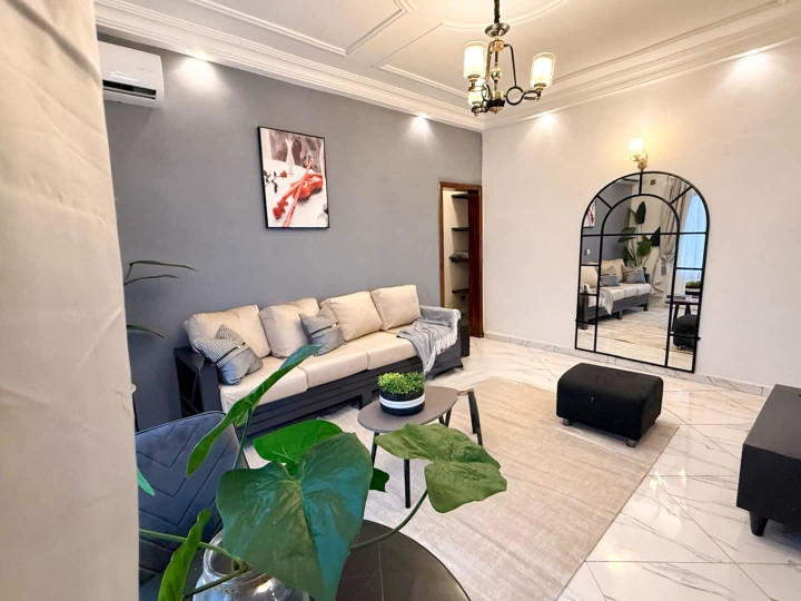 Cozy, Secure Nest In Douala, Easy Access - Douala