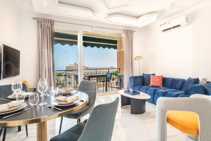 Modern Blue Oasis 7 Minutes From The Sea | Rems - Benalmádena