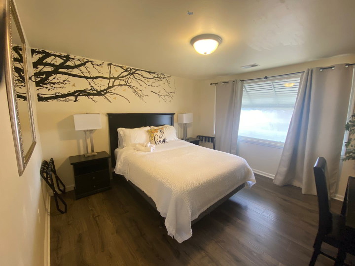 The Bees Nest - Cozy Downtown Home Away From Home - Indiana (State)