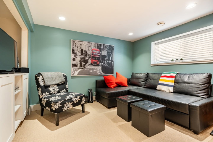 1 Bedroom Nice Quiet Neighbourhood - Vancouver