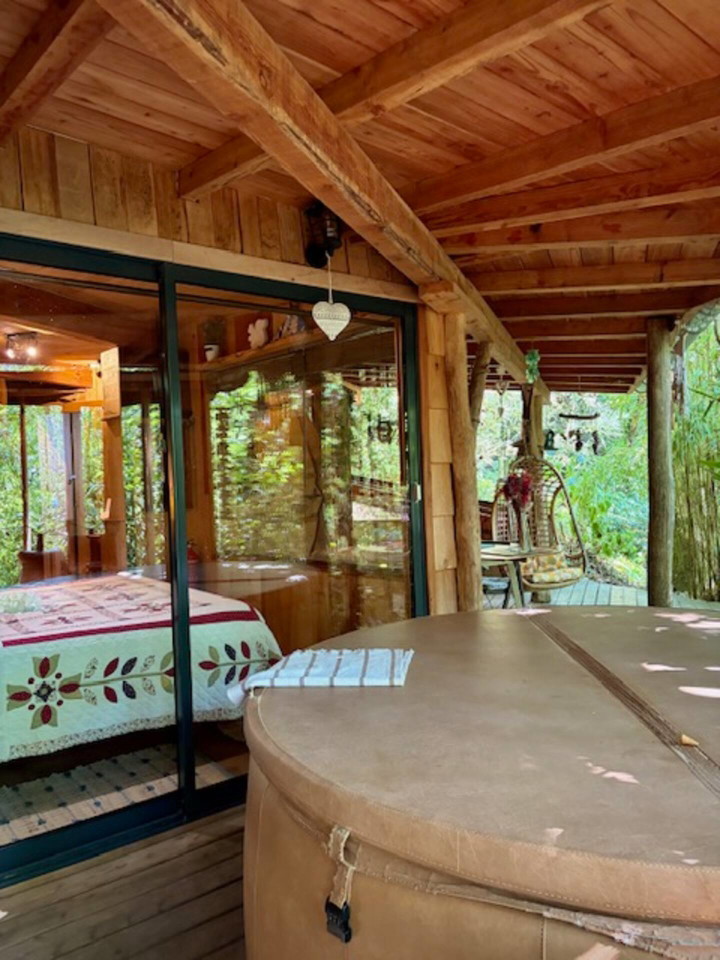 Cabane Pachamama Cachée Avec Jacuzzi Privatif - Bayona, Francia