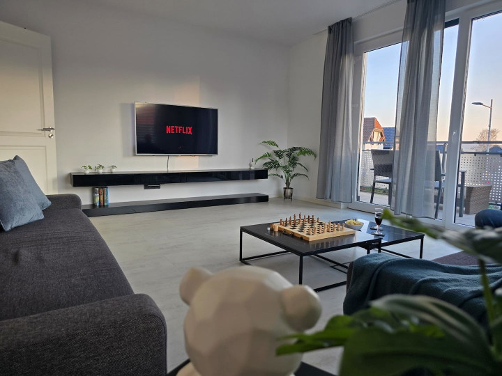 Modernes Apartment Mit Balkon - Nahe Airport - Bonn