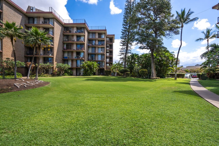 Ground-floor Oceanfront Condo At Kauhale Makai 102 | Steps To Beach & Resort Ame - Maui