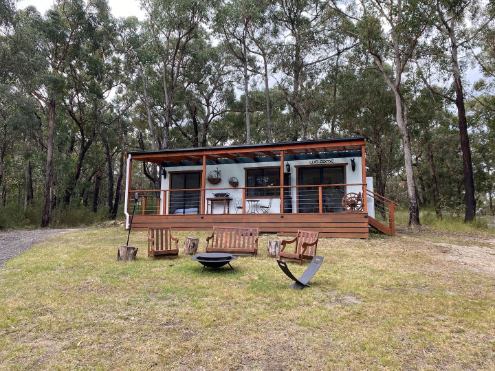 Off Grid Tiny House Bush Escape - Bunyip