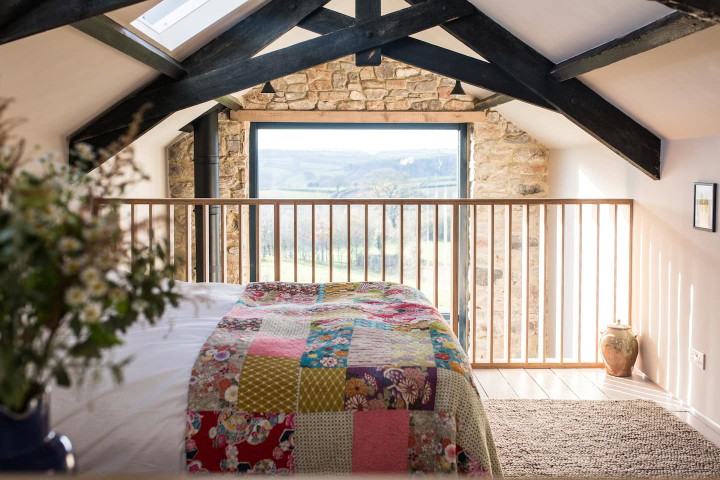 Dart View Barn - Devon