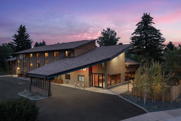 Near Montana State University + Coffee Bar & Bikes - Bozeman, MT