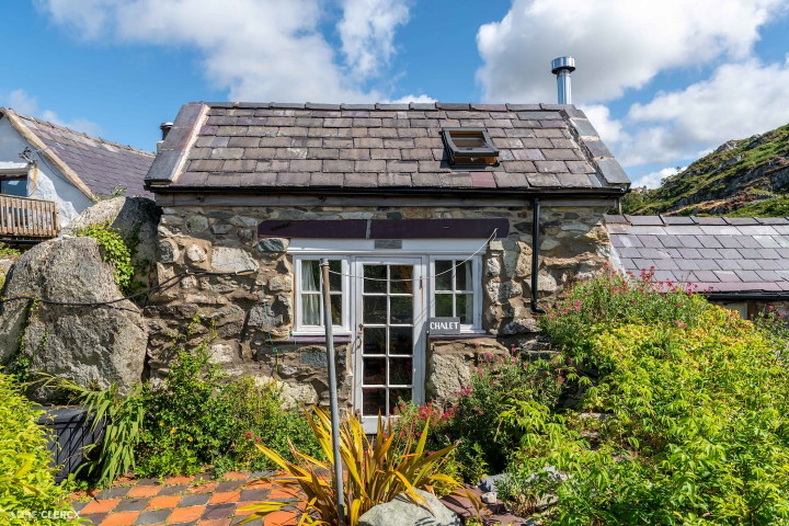 Stone Built Chalet, Set In Beautiful Remote Valley - North Wales