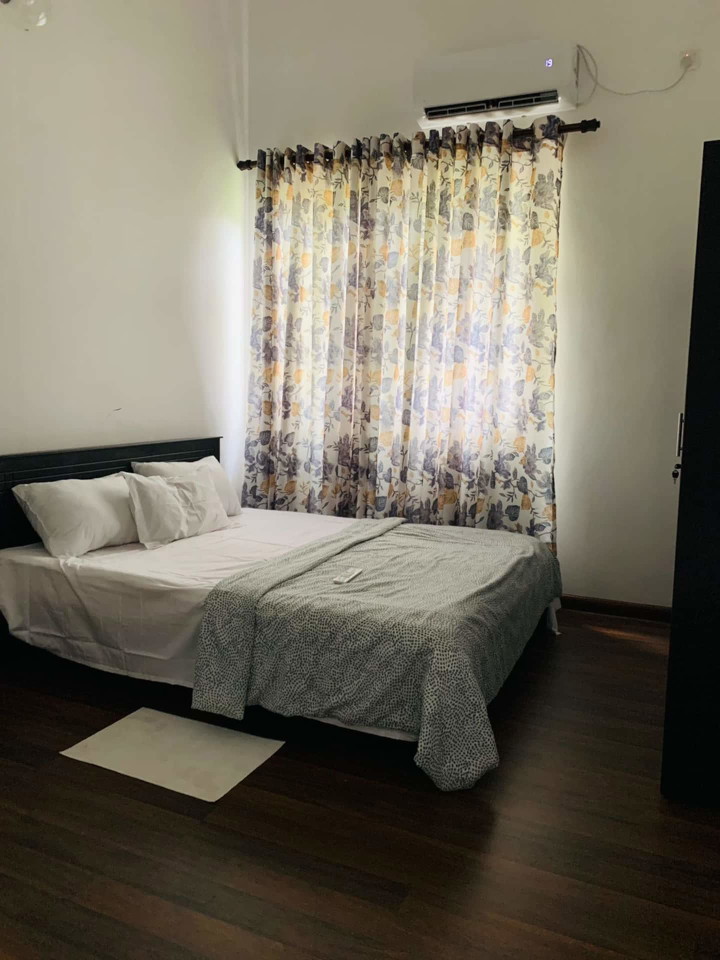 Cozy One Bedroom Upstairs Unit | Entire Place - Colombo