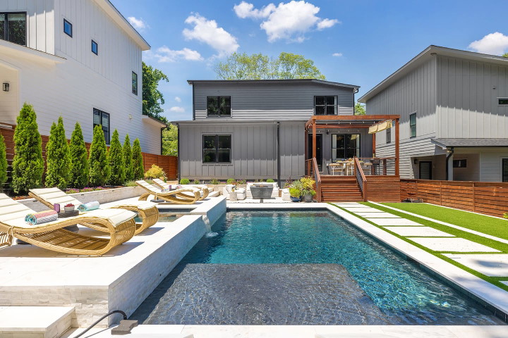 Charlotte Retreat | Pool, Spa, Gym, Putting Green - Charlotte, NC
