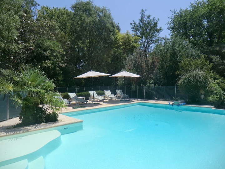 St Pierre Du Rebaut - Maison -Piscine -Parc - 베지에