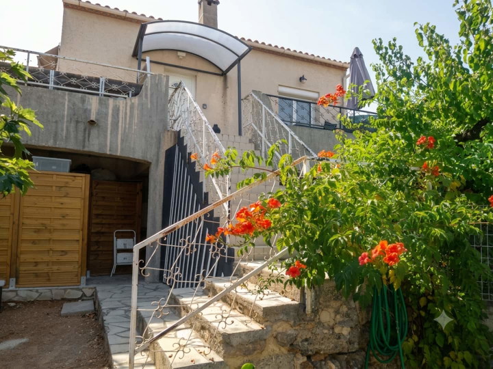 Duplex F5 Lumineux Avec Jacuzzi - Juvignac