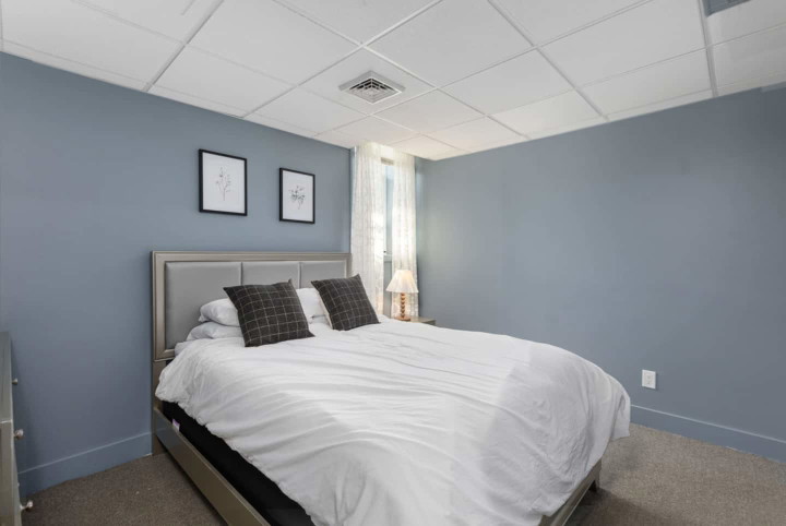 Queen Suite W/ Gated Parking Walk To Harbor - Newport, RI