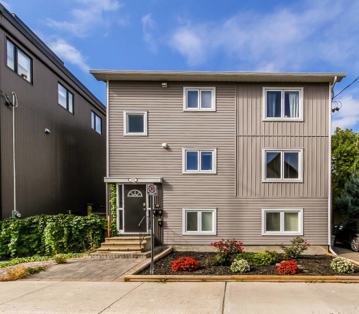 Bright 2br In Hintonburg Parking & Fast Wifi - Ottawa