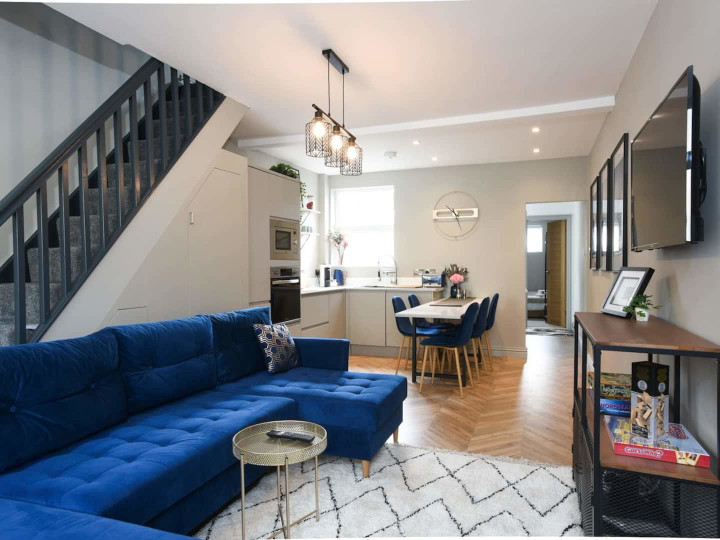Modern 3-bedroom House, 10min To Beach W/garden! - Hayling Island
