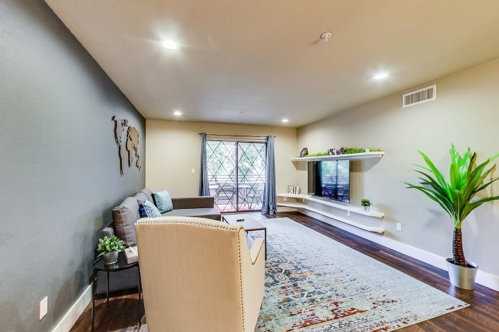Your Perfect Old Town Retreat! Pet Friendly! - Arizona