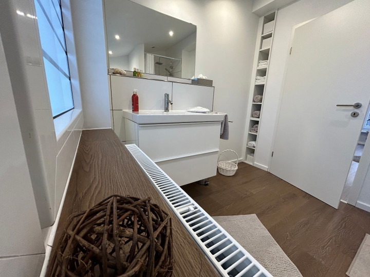 Traumhafte Dachgeschoss Wohnung In Dreieich - Dreieich