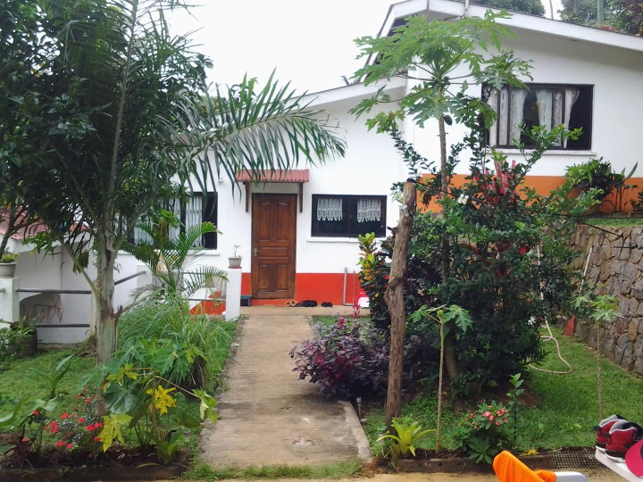 Papayas Self Catering 220e 6 Adults 1 Child - セーシェル