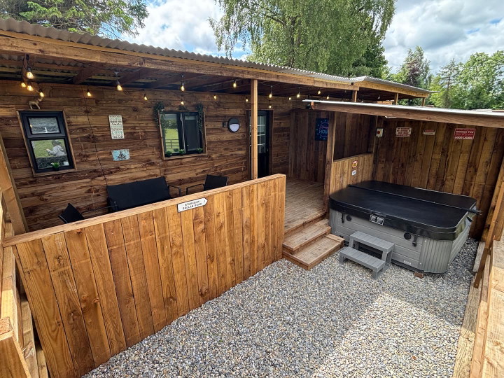The Hideaway Cabin & Private Hot Tub (Adults Only) - Naas