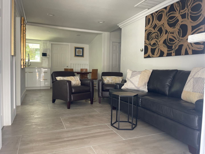 Secured Private Quiet 4 Bdr Home Newly Renovated With Security Locks, Iron Doors, 4 Bedrooms, 2 Bathrooms, Large Courtyard, Detached House - Claremont, CA