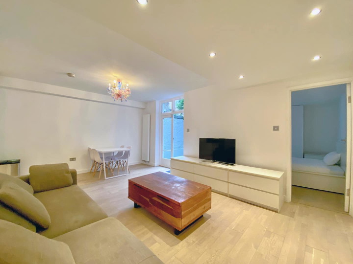 Lovely 2 Bedroom Flat In Hampstead, Camden. - London