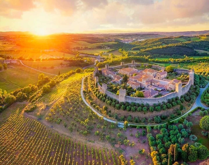 Toscana-monteriggioni- Chianti- Francigena- - Monteriggioni