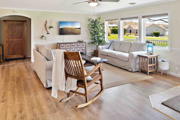 Lakefront &Wine Trails: Little Blue Cottage Flx - Cayuga Lake, NY