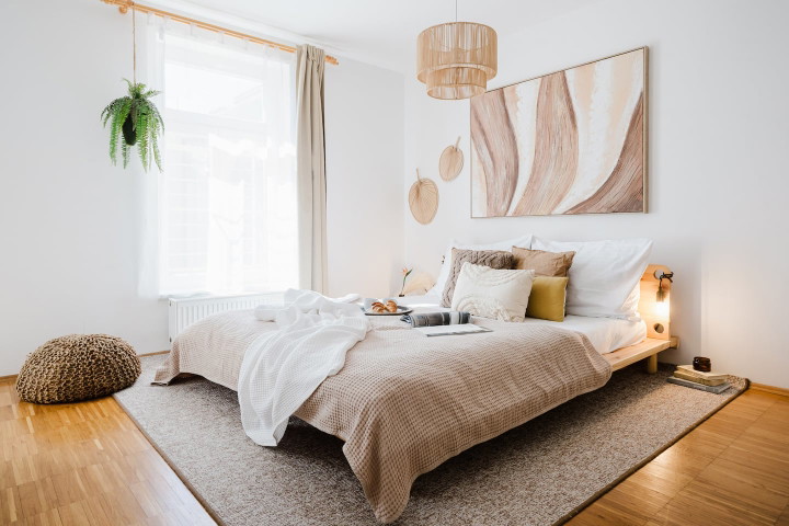Scandi Studio W/ Workspace ​ By ŽIžkov Tv Tower - Prague